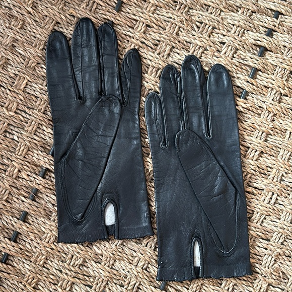 Grandoe | Accessories | Vintage Grandoe Black Soapable Leather Gloves ...